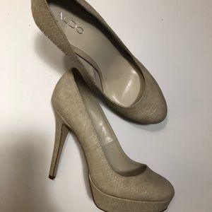 Aldo | Shoes | Aldo Beige Snake Textured Print Platform Stilettos ...